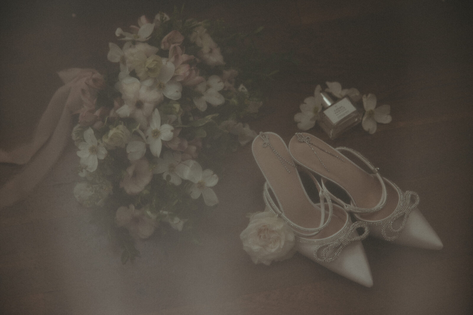 Luxury Styled Bridal Shoot at the Mill Studio - stratmanimagery.com